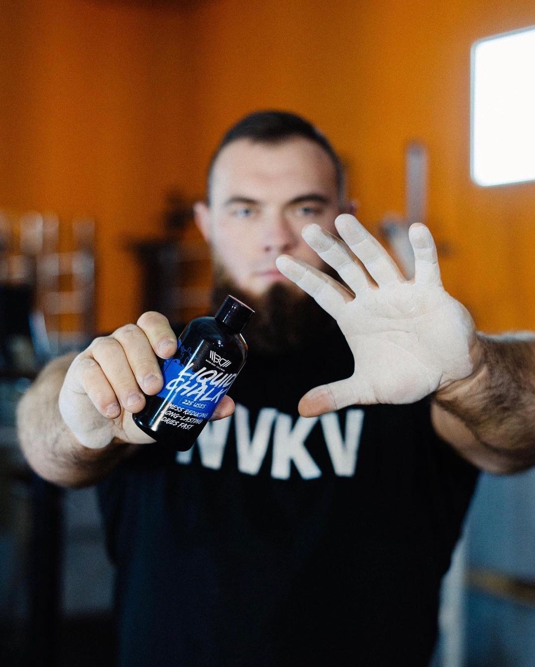 How to Make Liquid Chalk Yourself: DIY Ultimate Grip