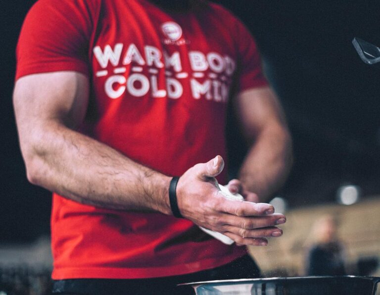 Liquid Chalk vs Regular Chalk - Which One Should You Use?