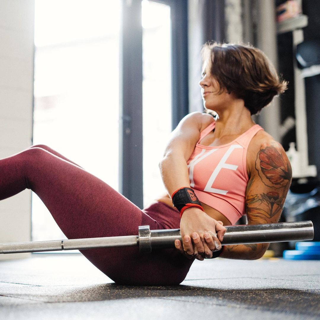 What Do Wrist Wraps Do: Why You Should Start Using Them!