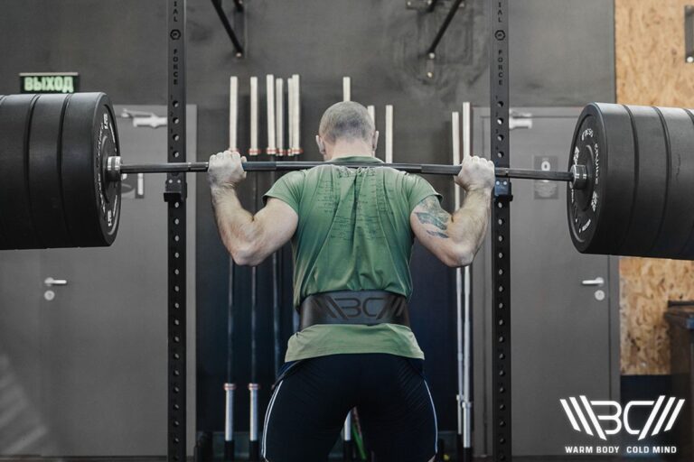 Squatting With a Belt: Everything You Need to Know
