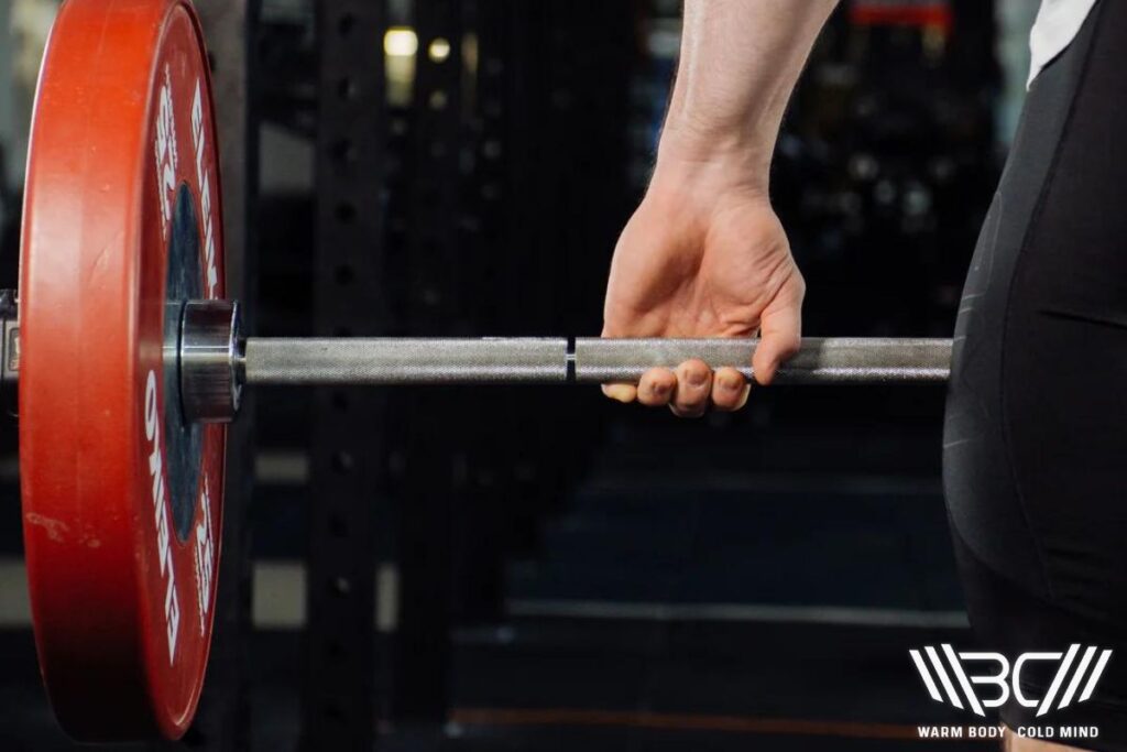 How to Use Lifting Straps Correctly (Complete Guide)