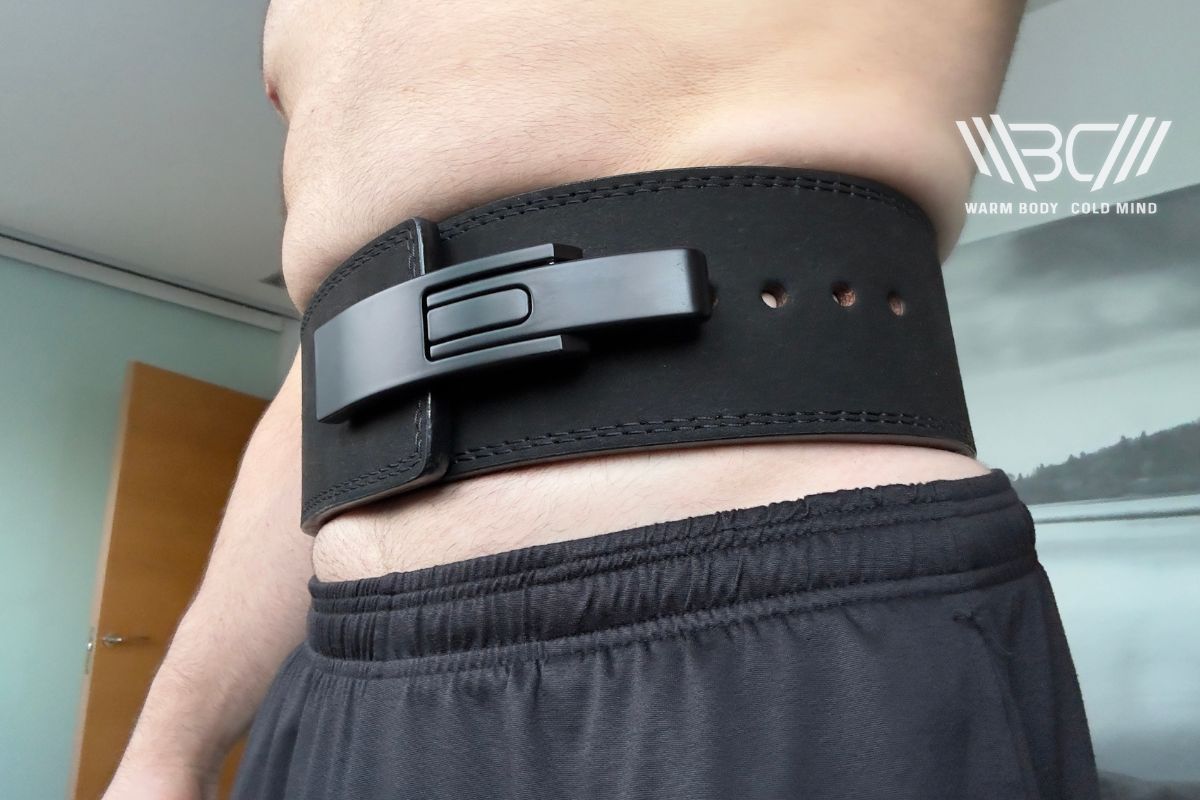 5 Best Squat Alternatives for Bad Back by Dr. & CSCS