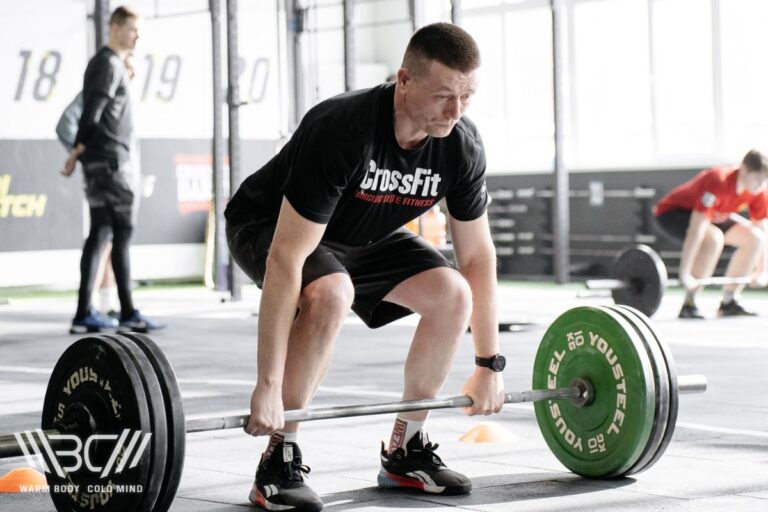 Deadlift Grip: Which One to Use? (9 Options Explained)