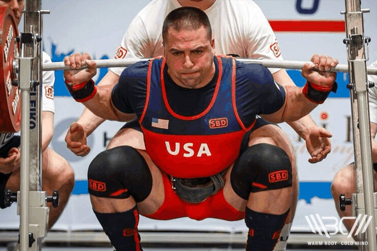 What To Wear Under Singlet? Different Cases Explained