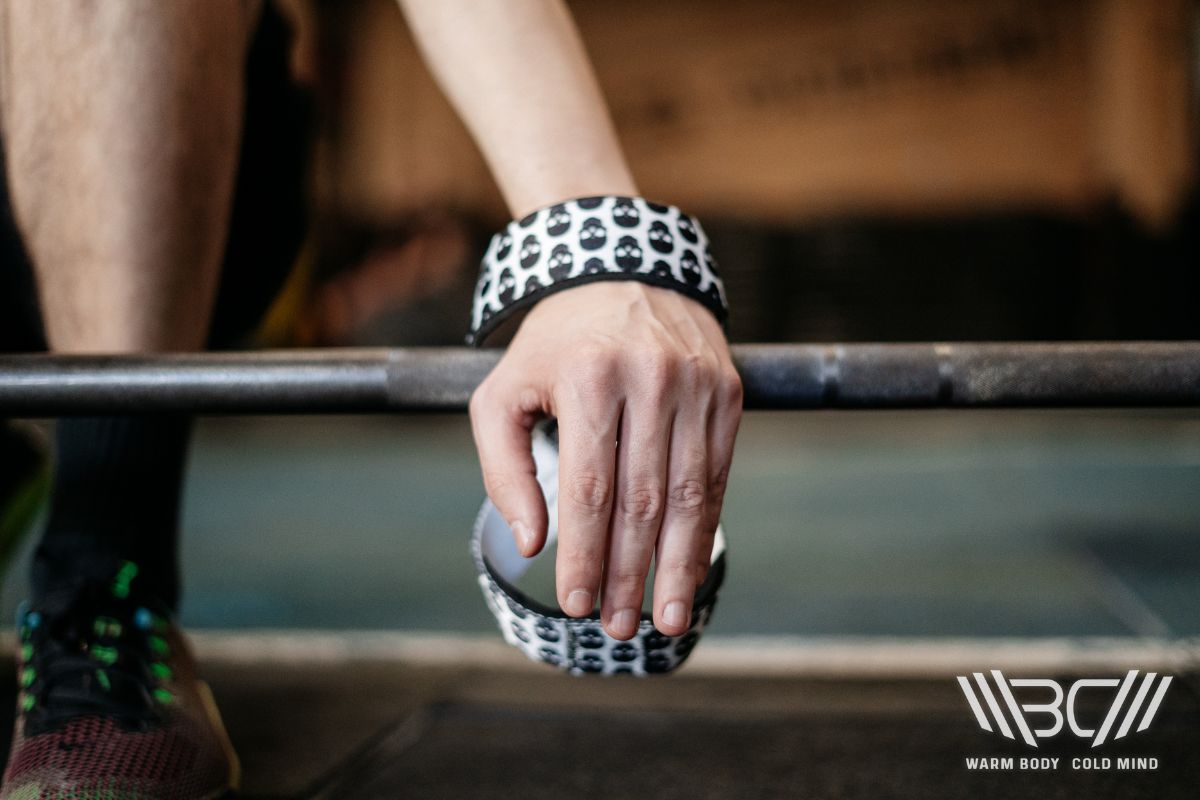 How To Use Figure 8 Lifting Straps To Improve Lift Strength