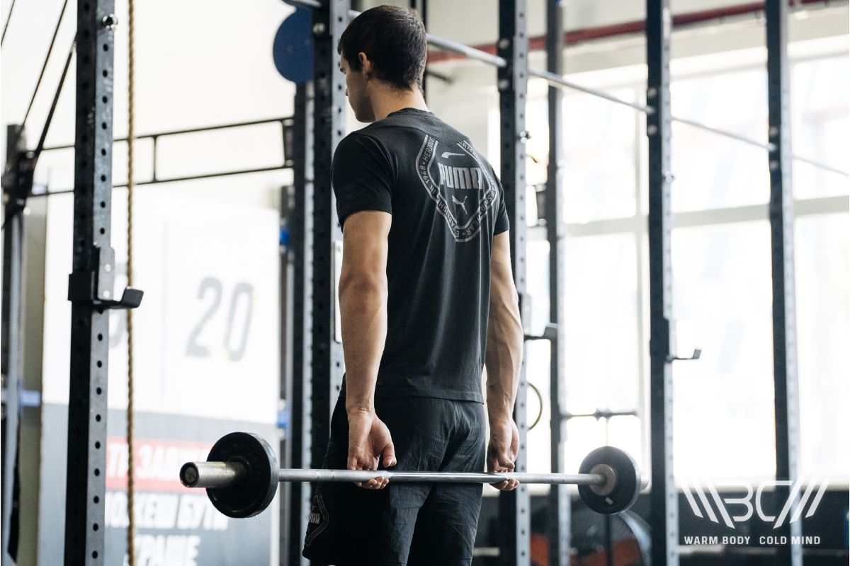 4 Forearm Barbell Exercises for Grip and Muscle Strength